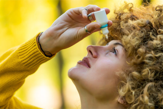 Best Treatments for Dry Eyes: OTC & Prescription Options