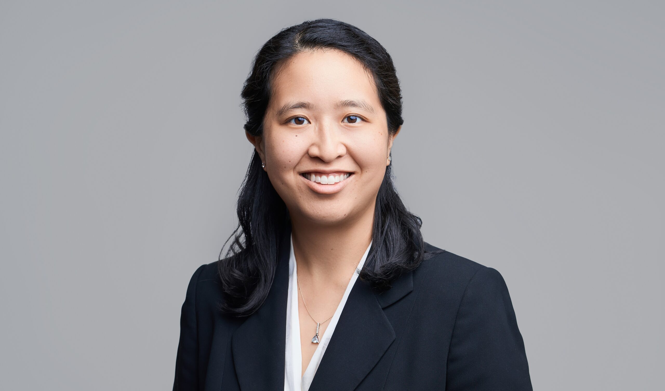 Welcome Lisa Tom M.D. | Washington Eye Physicians